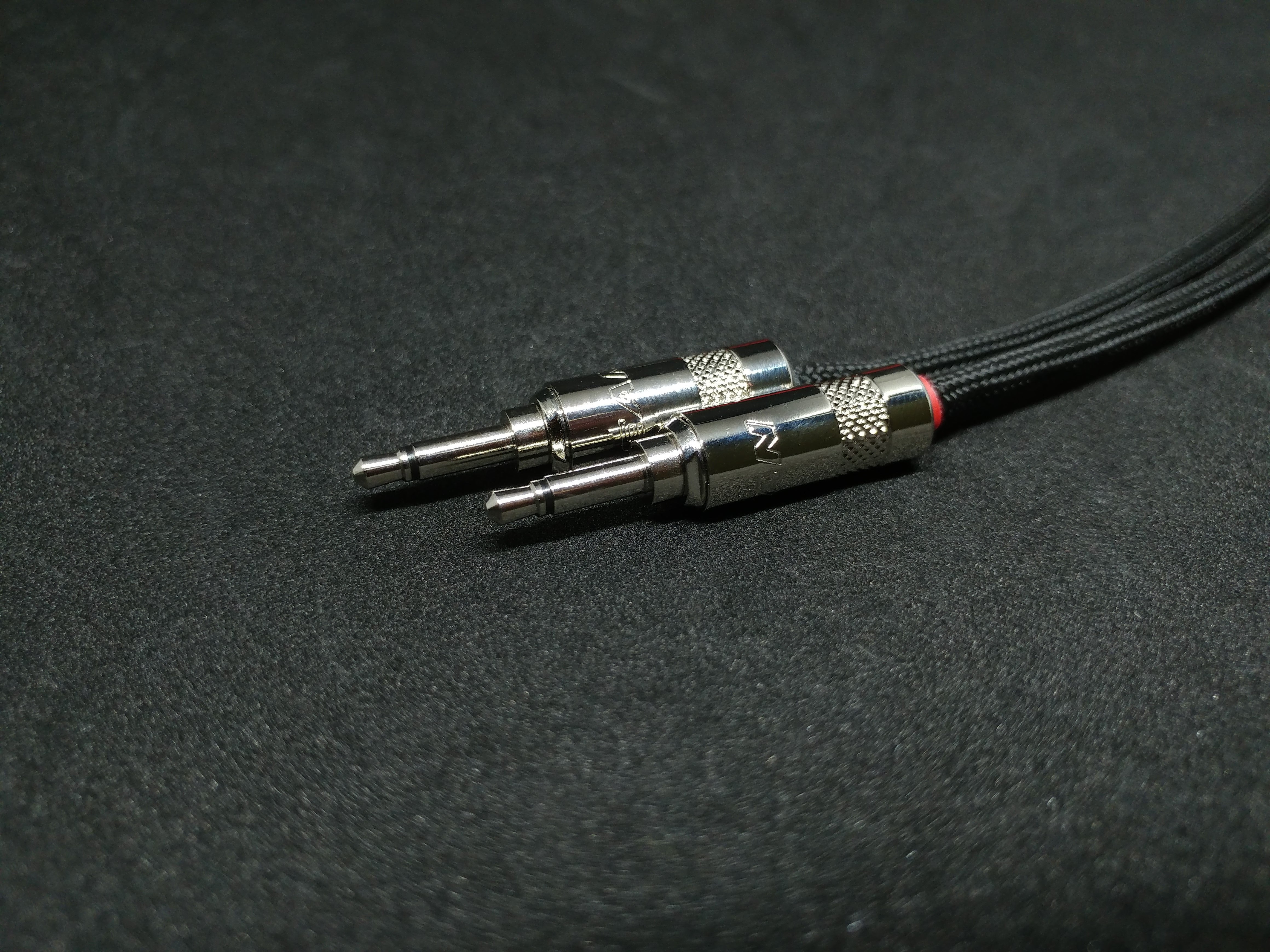 Dual 3.5mm Custom Headphone Cable – Koala Audio Cables